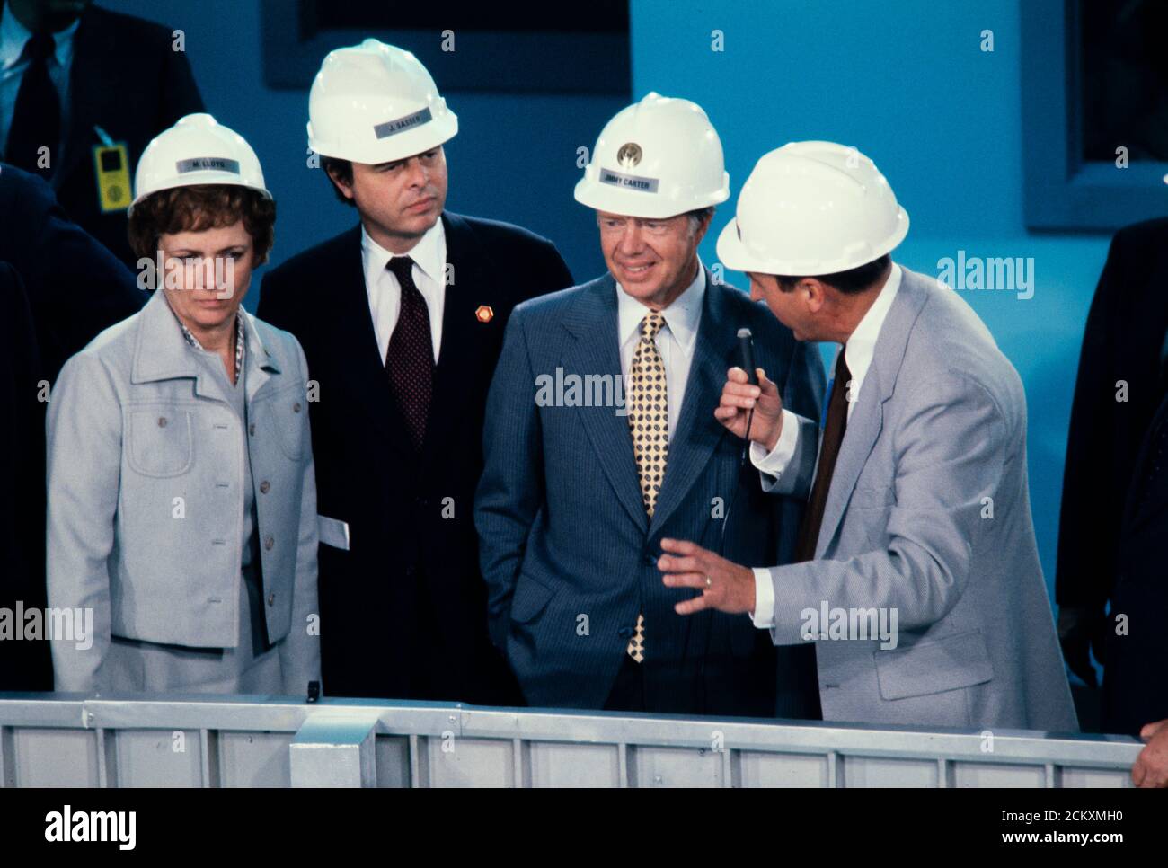 President Jimmy Carter and Rosalynn Carter tour a reactor at the Oak ...