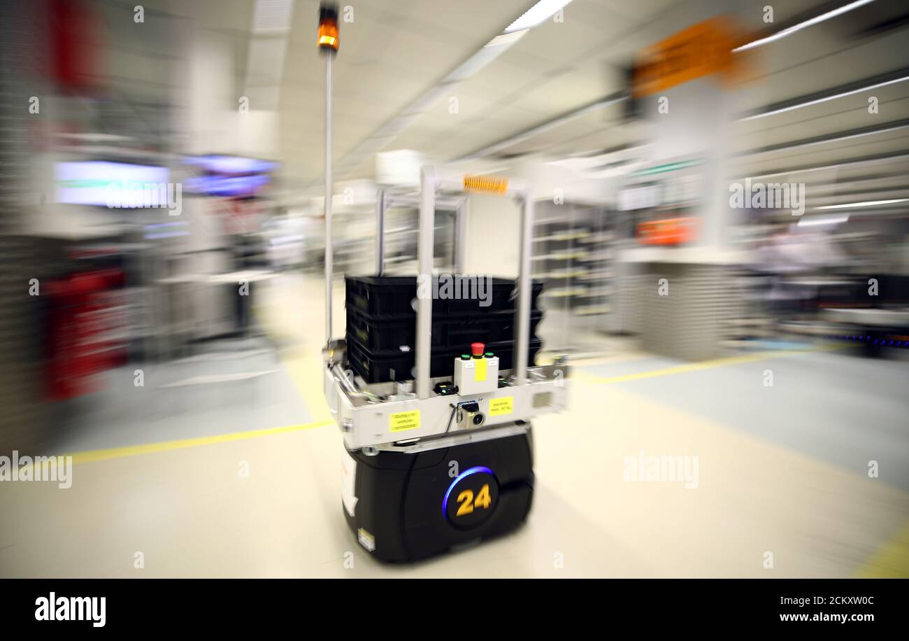 Automated Guided Vehicle High Resolution Stock Photography and Images ...