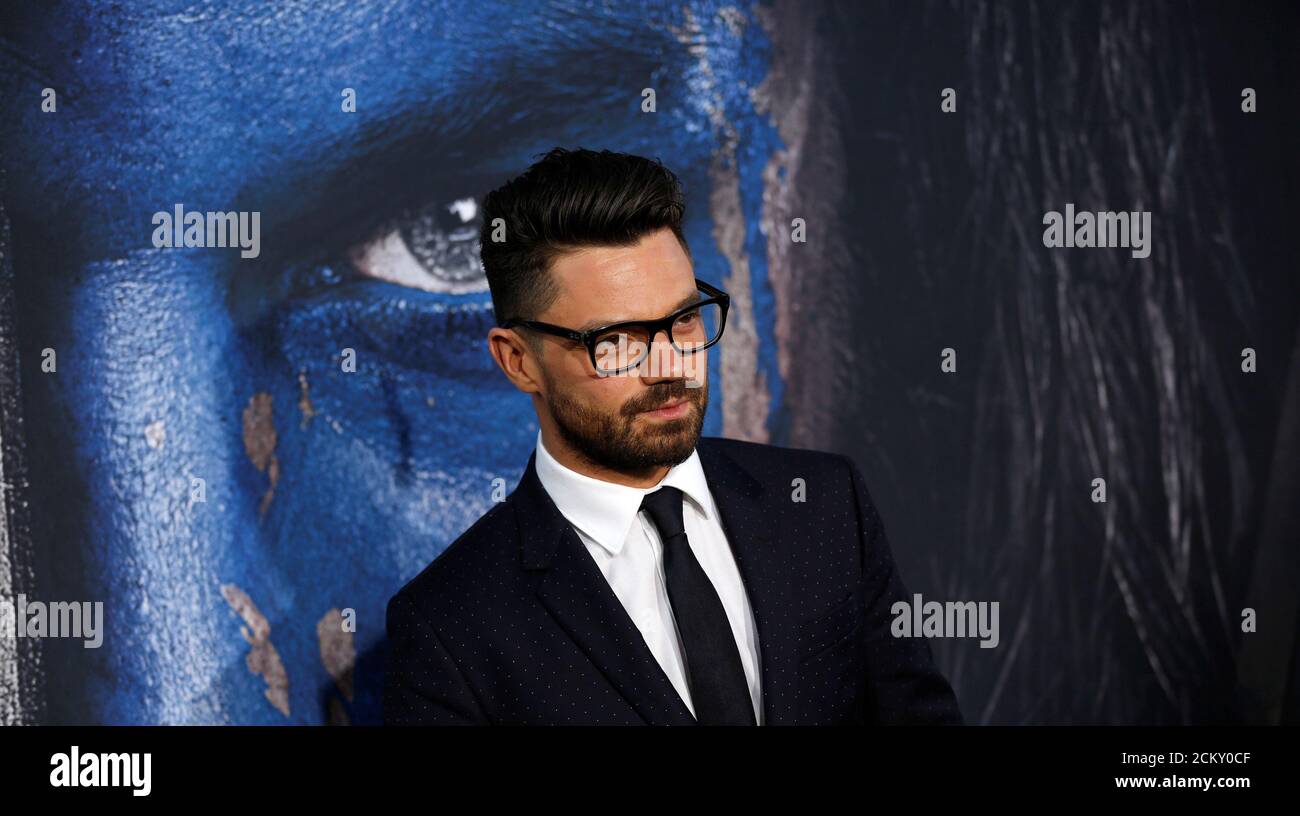 Warcraft cast hi-res stock photography and images - Alamy