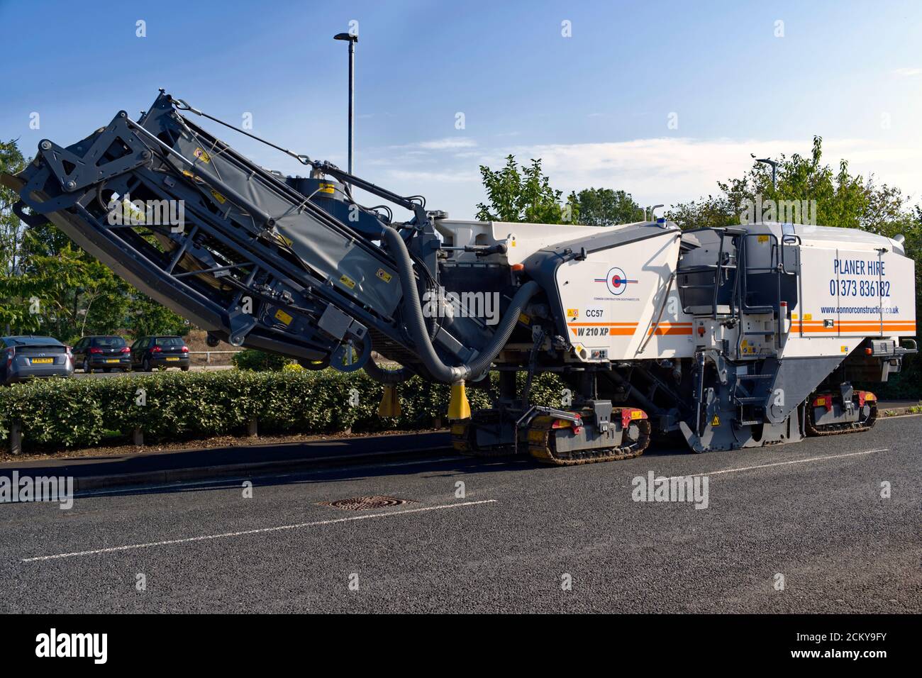 Road planer hi-res stock photography and images - Alamy