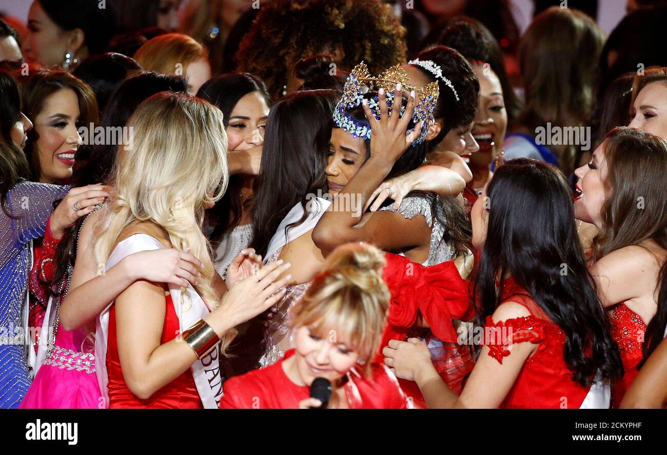 Miss world 2019 toni ann singh hi-res stock photography and images - Alamy