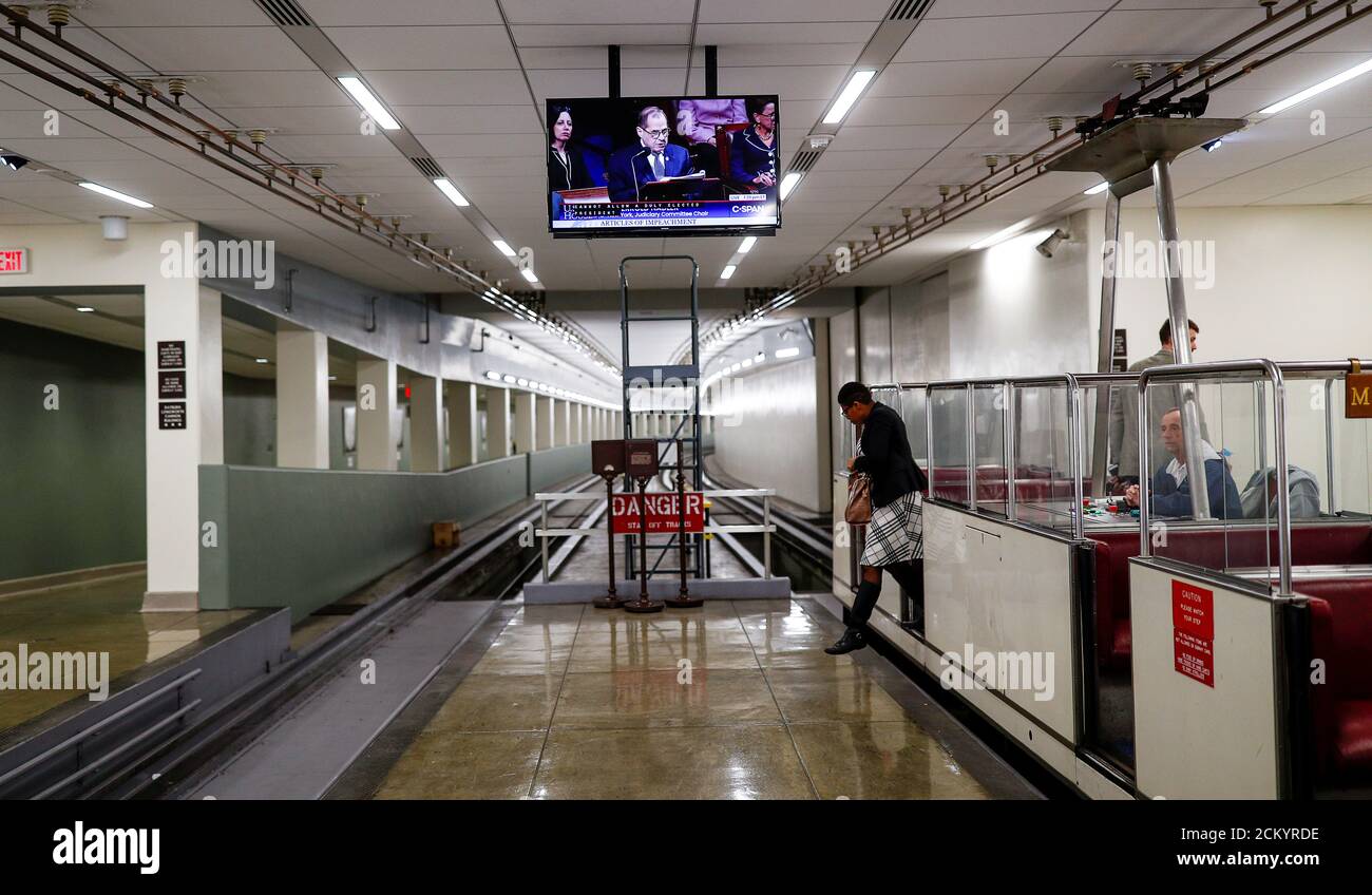 Rayburn subway hi-res stock photography and images - Alamy