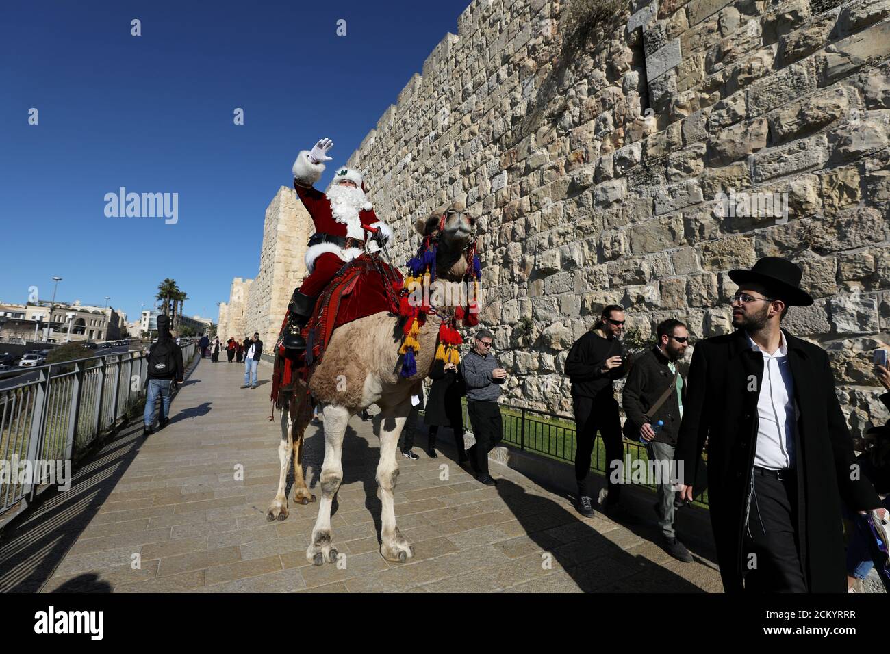Jewish Santa Claus High Resolution Stock Photography and Images - Alamy