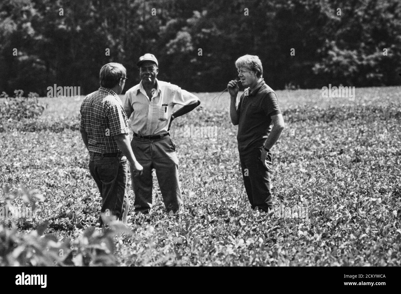 President Jimmy Carter, his brother Billy Carter and the Carter’s ...