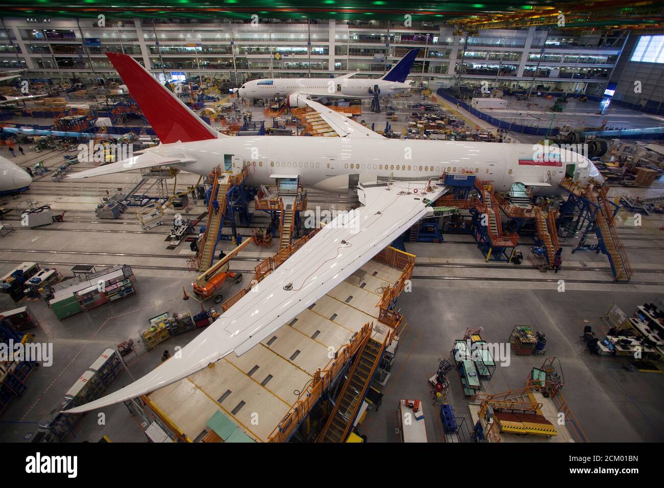Boeing 787 Dreamliner Assembly High Resolution Stock Photography and ...