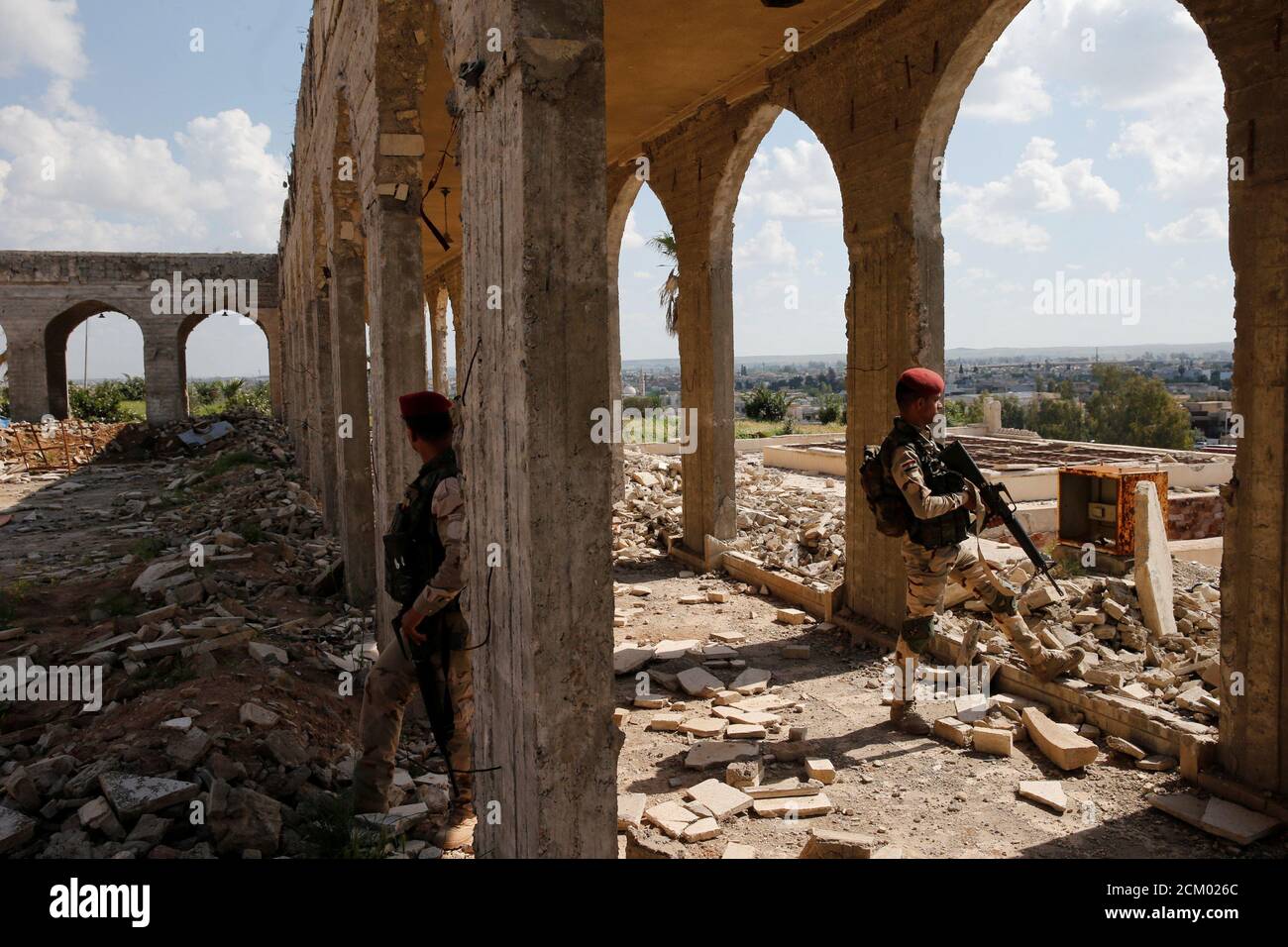 Iraq musical instruments hi-res stock photography and images - Alamy