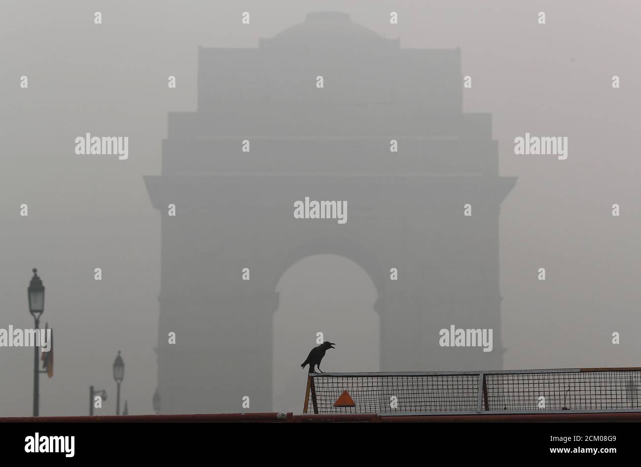 India Gate Smog High Resolution Stock Photography and Images - Alamy