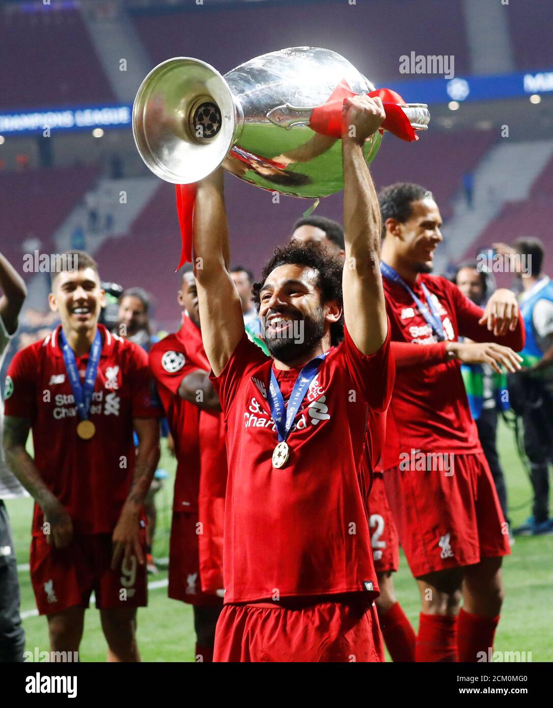 Salah champions league final trophy hi-res stock photography and images ...