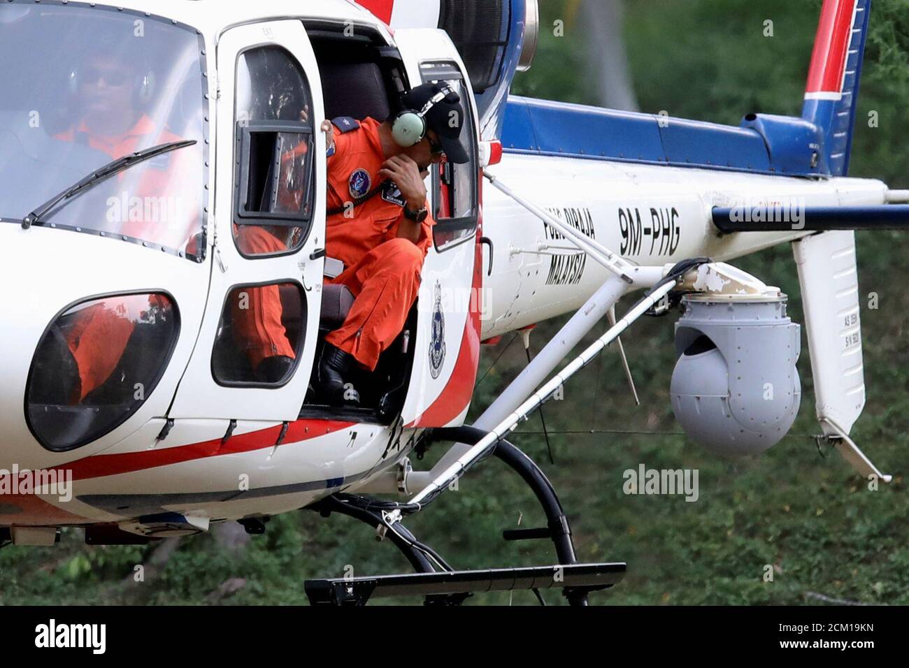 Police helicopter thermal imaging camera hi-res stock photography and ...
