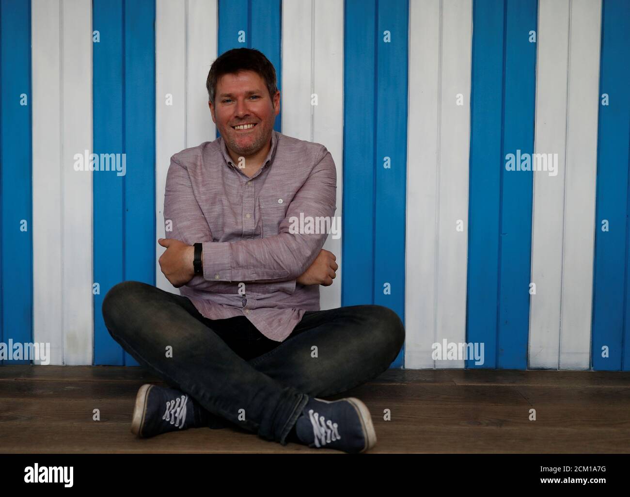 Comedian mark hi-res stock photography and images - Alamy