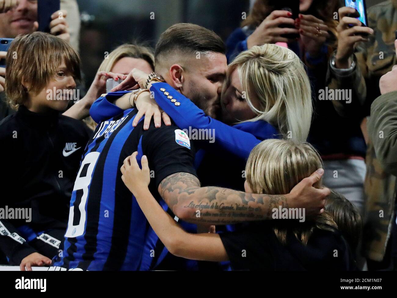 Wanda nara mauro icardi hi-res stock photography and images - Alamy