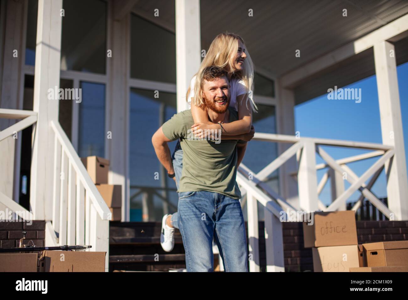 Piggyback house hi-res stock photography and images - Alamy