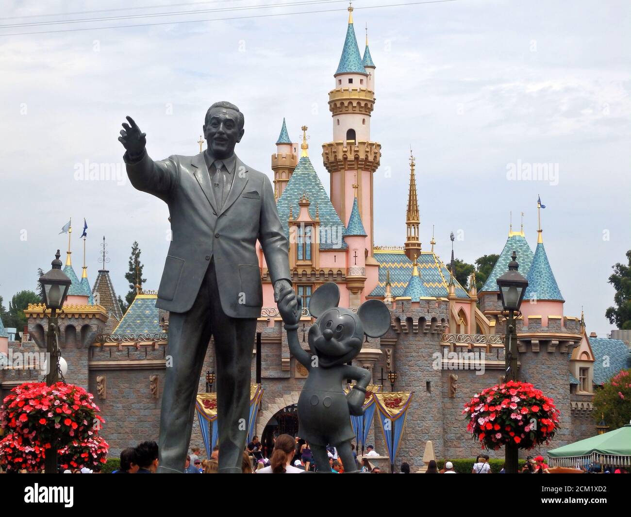 Partners statue, a copper statue of Walt Disney and Mickey Mouse ...