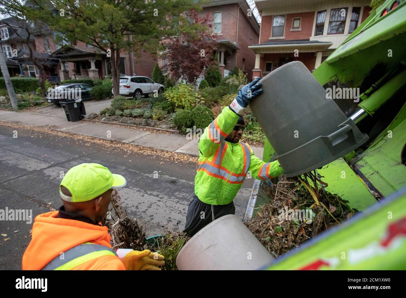 Toronto waste management hi-res stock photography and images - Alamy