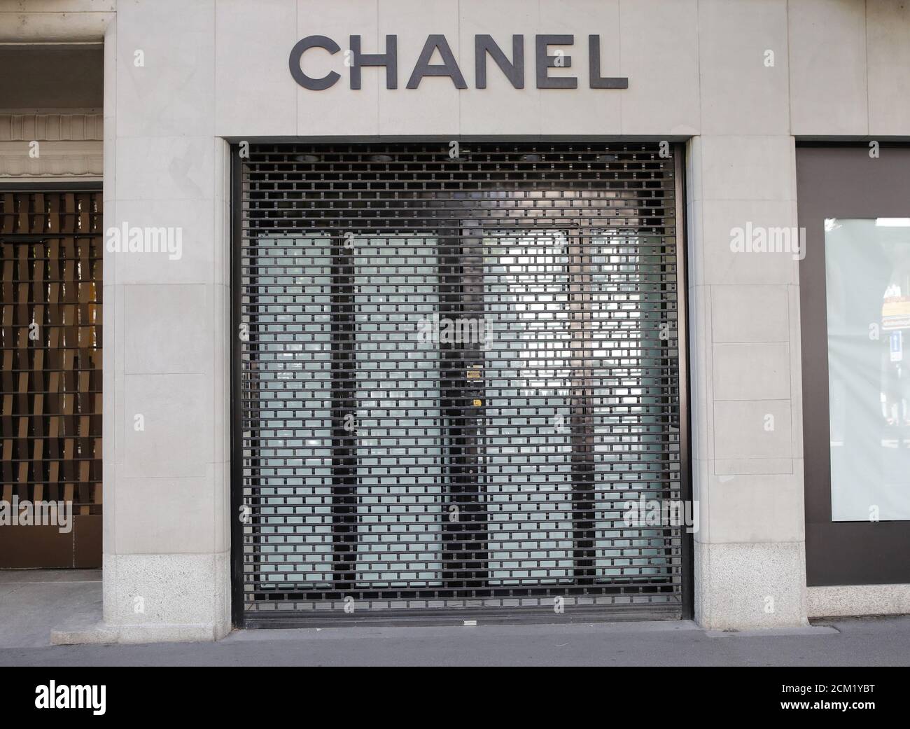 Chanel shopping 2020 hi-res stock photography and images - Alamy