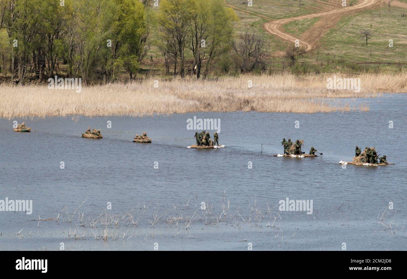 Ukraine military exercises hi-res stock photography and images - Alamy