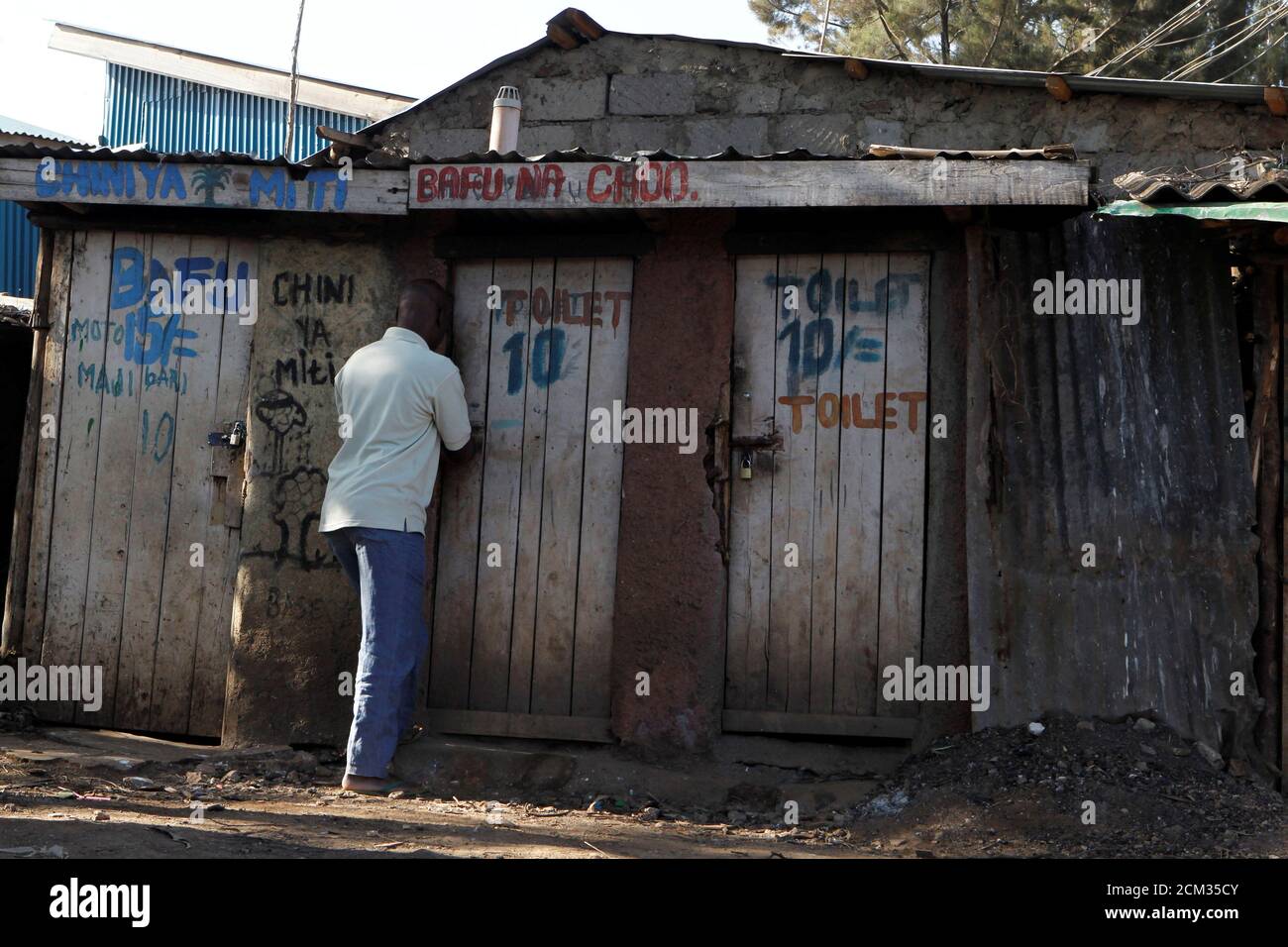 Pay and pit hi-res stock photography and images - Alamy