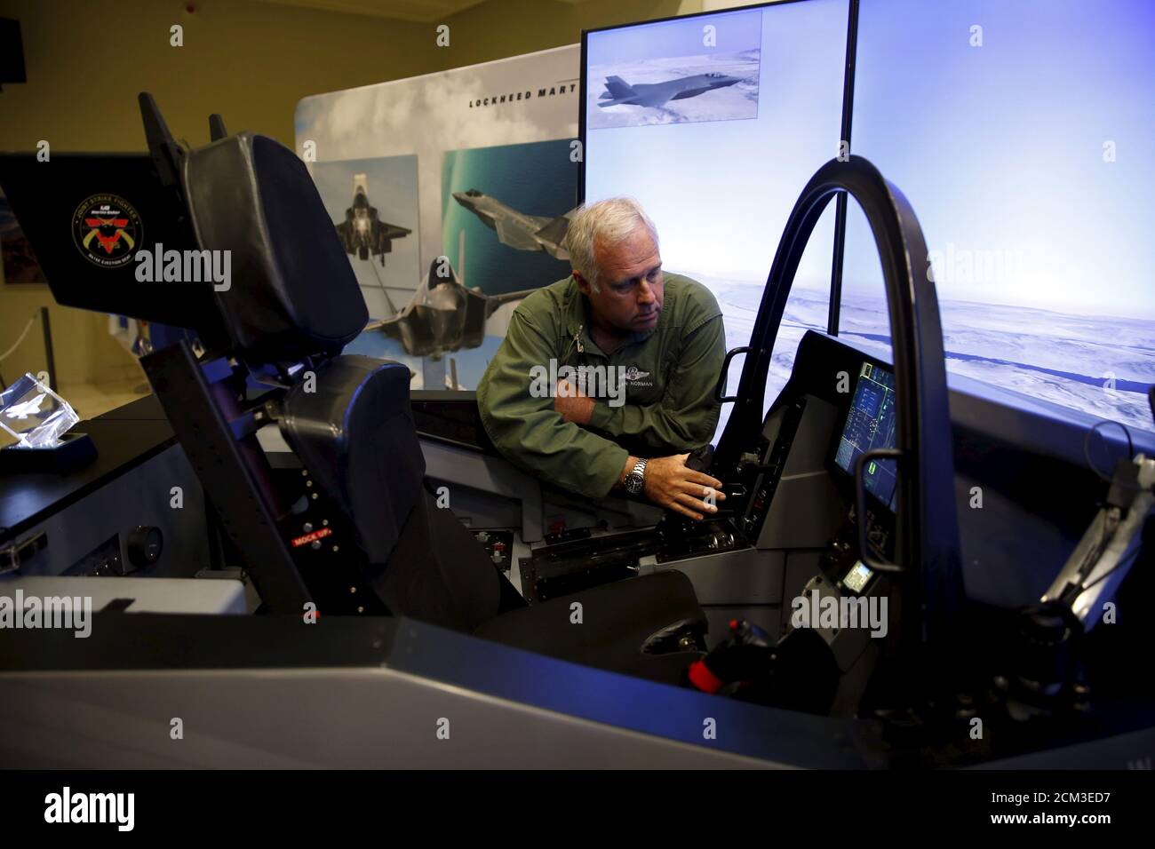 Minister of defence of israel hi-res stock photography and images - Alamy