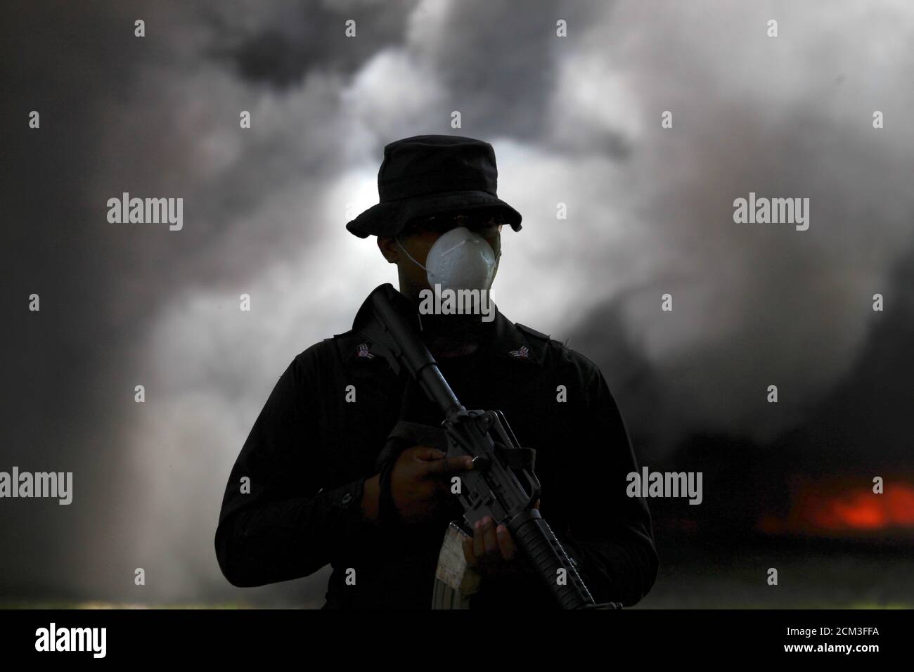 Illegal incineration hi-res stock photography and images - Alamy
