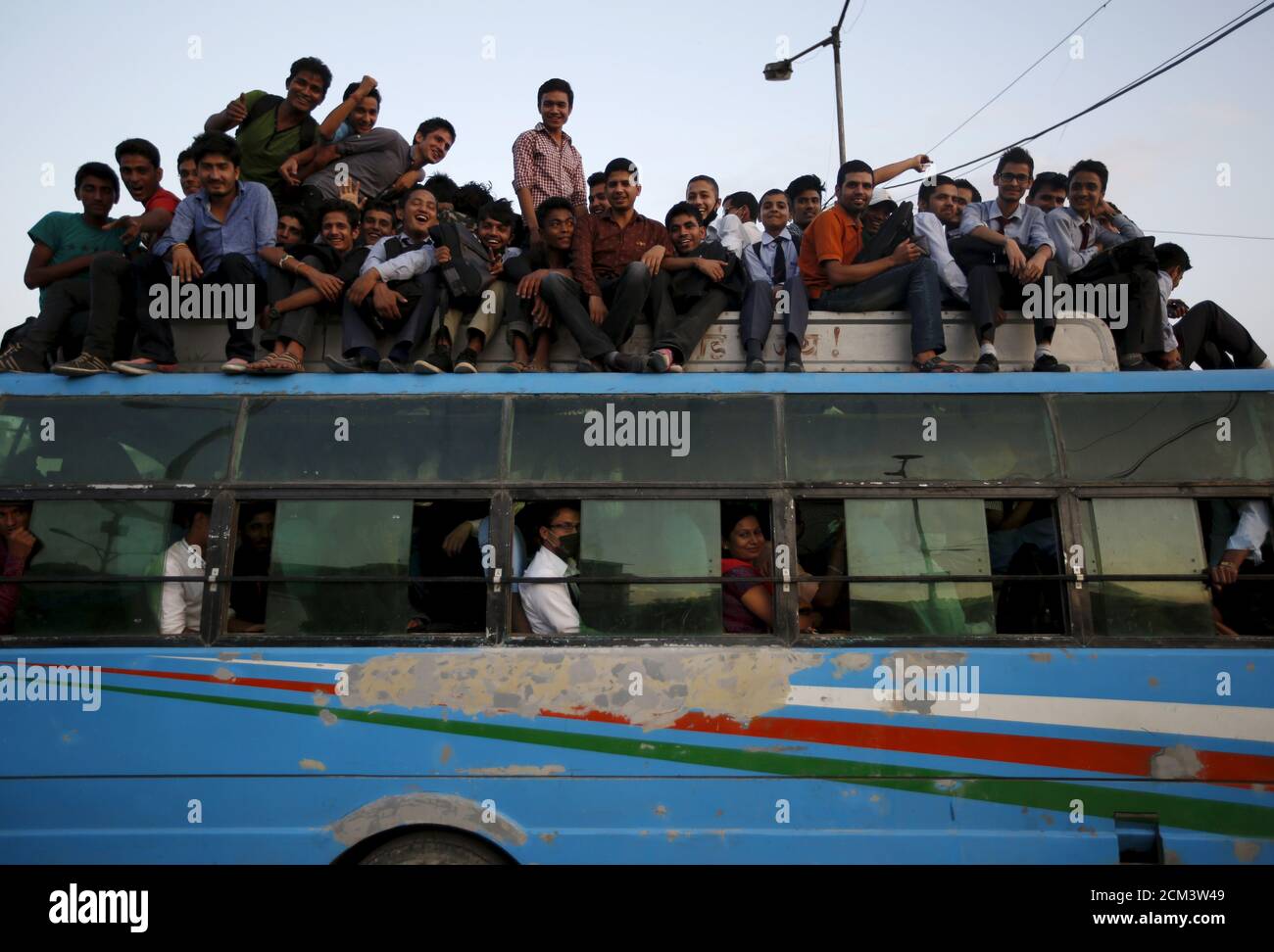 Overcrowded Bus India High Resolution Stock Photography and Images - Alamy