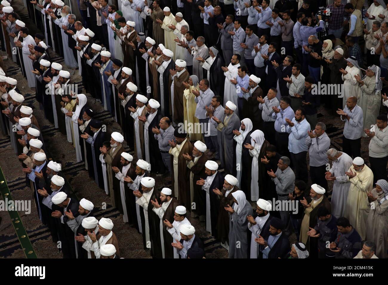 Imam al hussein shrine hi-res stock photography and images - Alamy