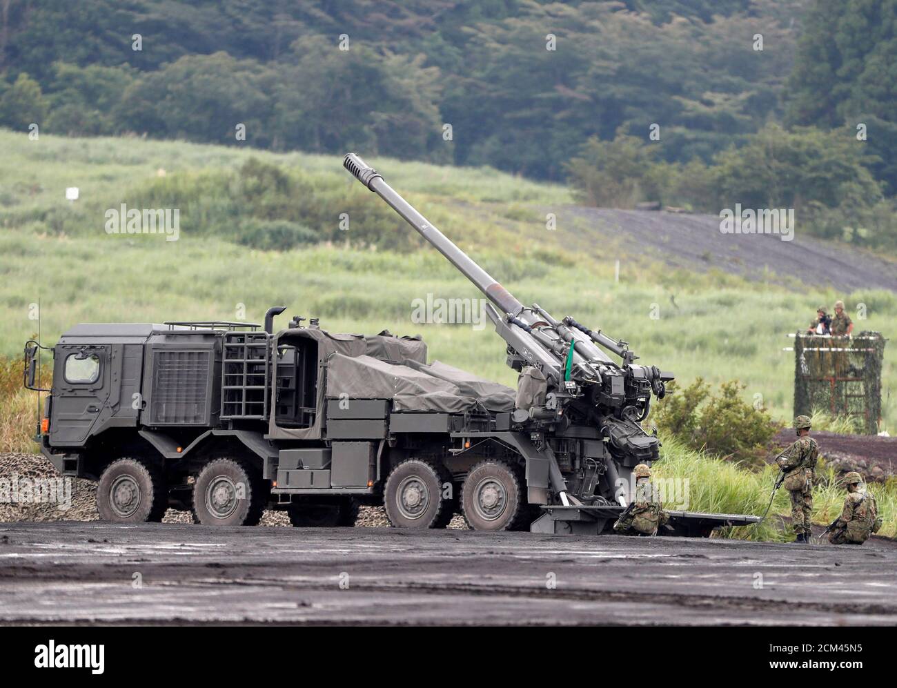 Self defence forces mount fuji hi-res stock photography and images - Alamy