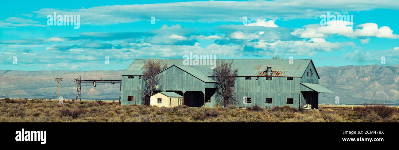 An abandoned warehouse in the desert landscape between Dell City and ...