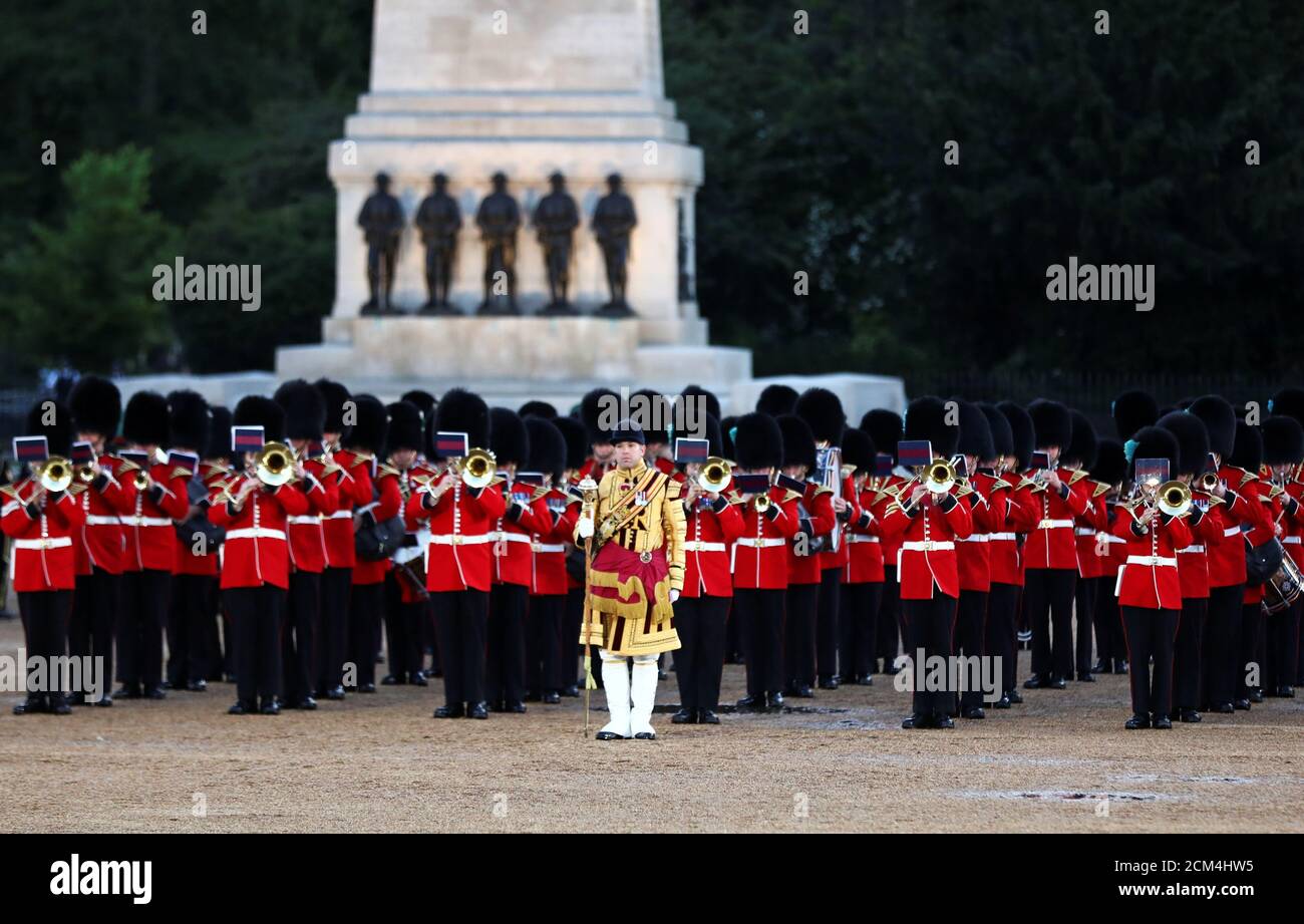 Bands of the household division hi-res stock photography and images - Alamy