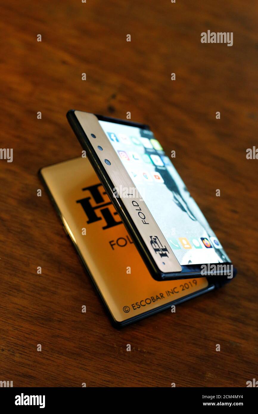 Fold 1 hi-res stock photography and images - Alamy