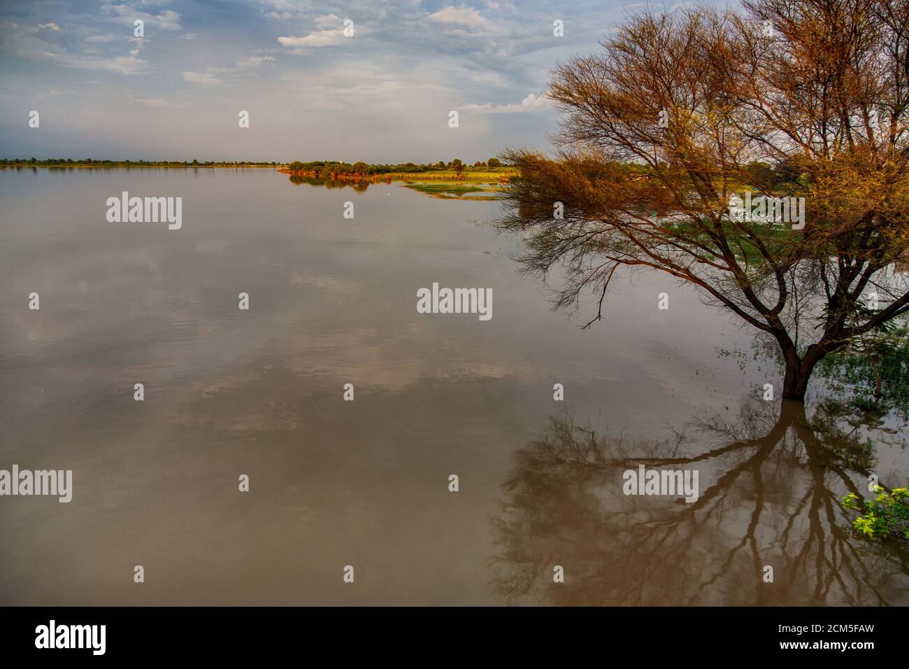 Paithan village hi-res stock photography and images - Alamy