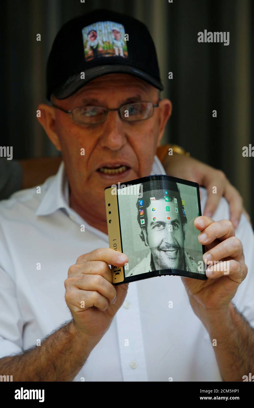 Roberto escobar pablo hi-res stock photography and images - Alamy