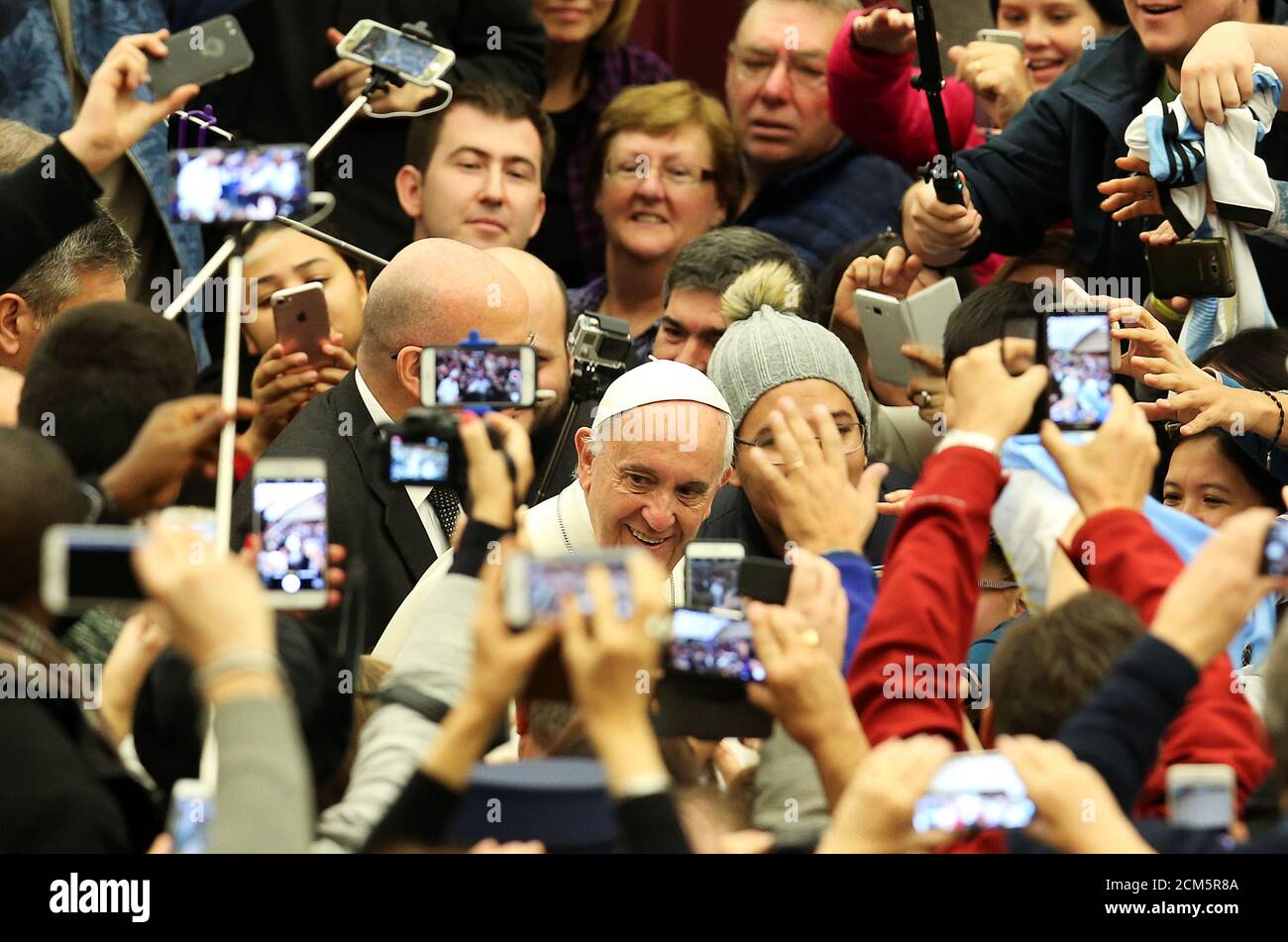 In vatican audience hall hi-res stock photography and images - Alamy