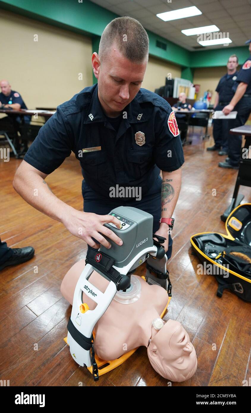 Chest compression system hi-res stock photography and images - Alamy