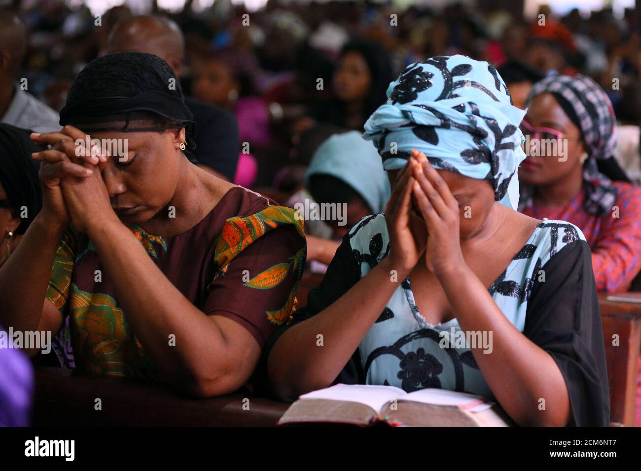 Catholic faithfuls hi-res stock photography and images - Alamy