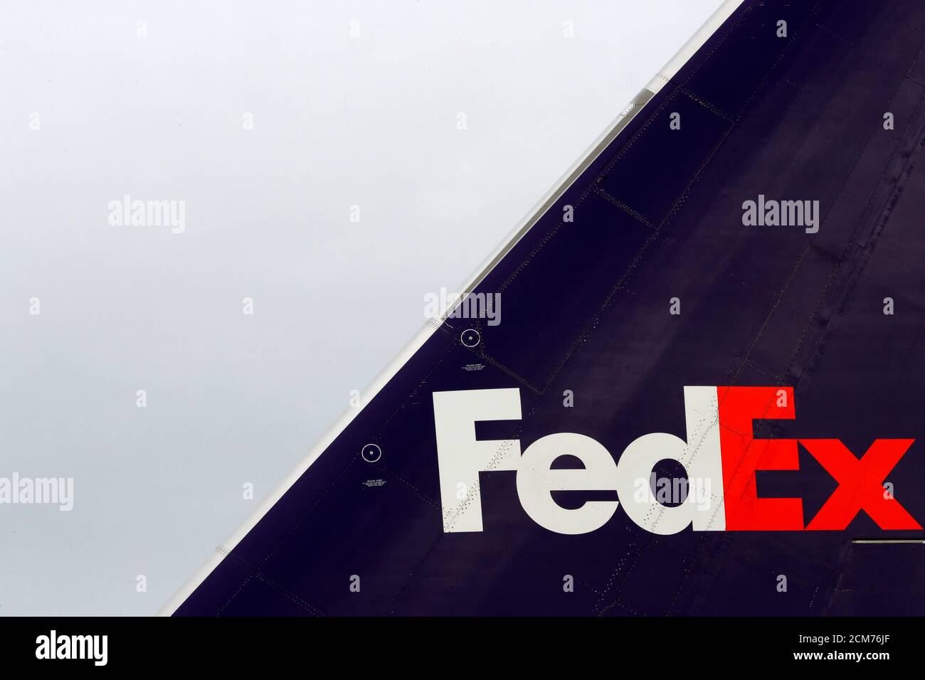 Federal express hub hi-res stock photography and images - Alamy