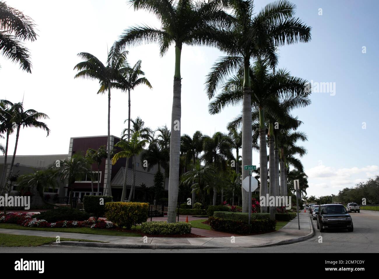 Megachurch congregation hi-res stock photography and images - Alamy