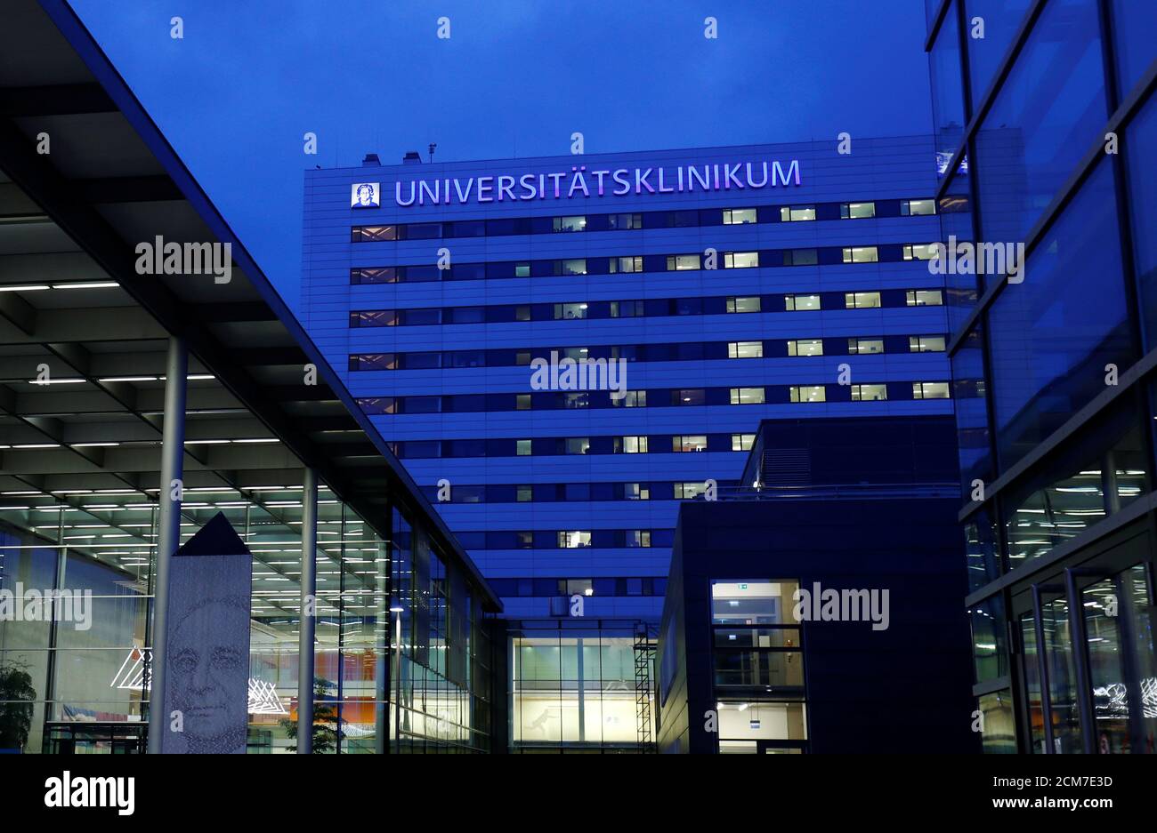 Universitaetsklinikum Frankfurt Hi res Stock Photography And Images Alamy universitaetsklinikum-frankfurt-hi-res-stock-photography-and-images-alamy