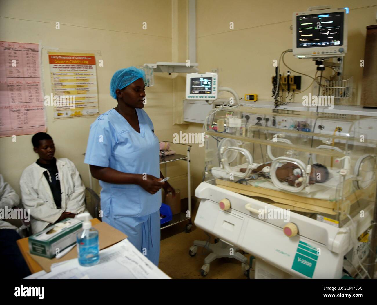 Baby economics hi-res stock photography and images - Alamy