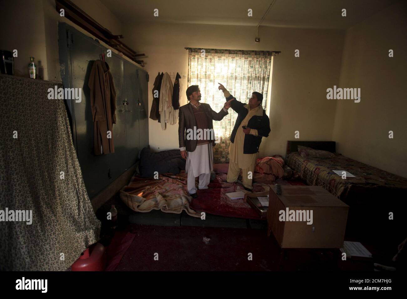 Pakistan students university hi-res stock photography and images - Alamy