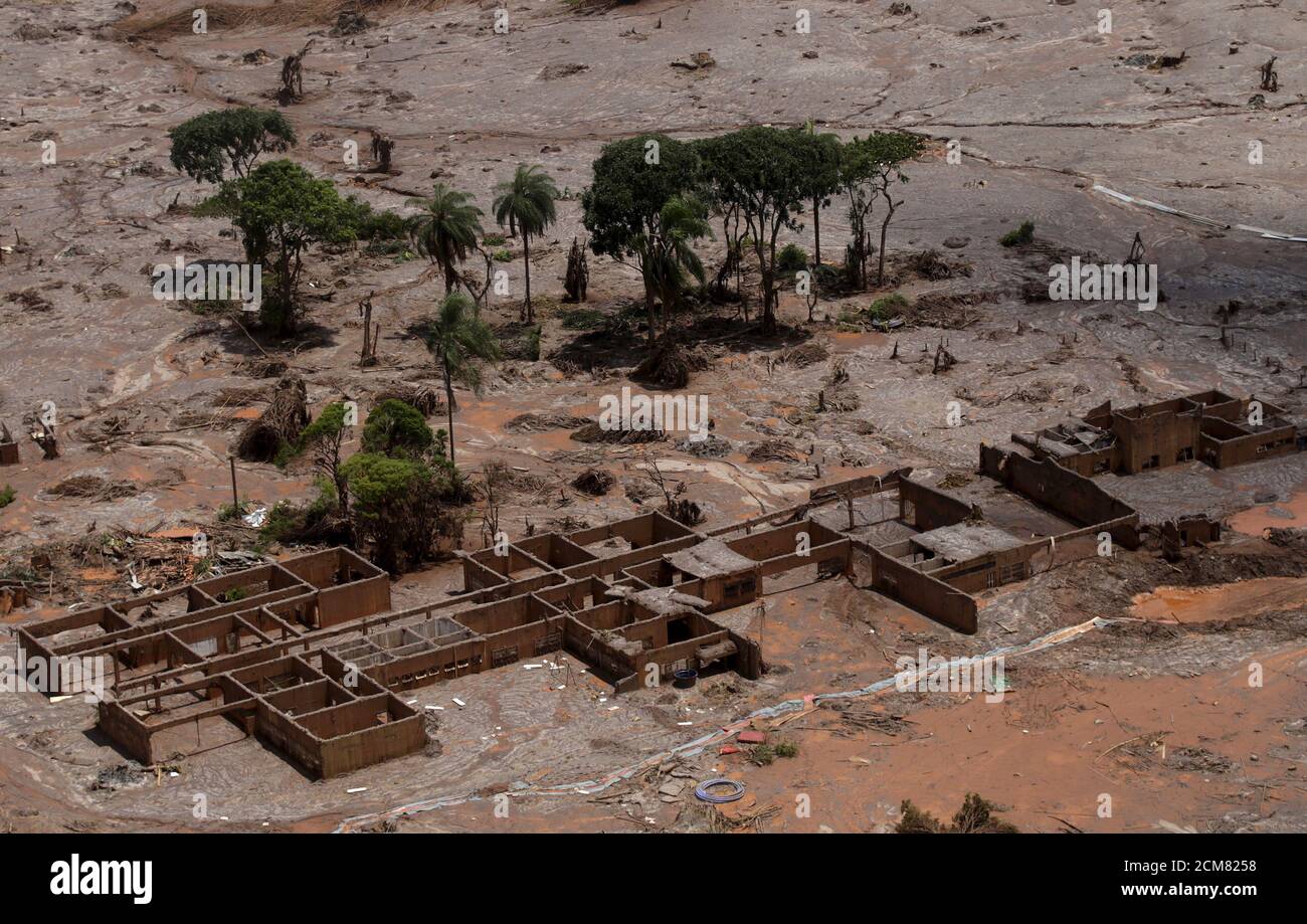 Bento rodrigues dam hi-res stock photography and images - Alamy