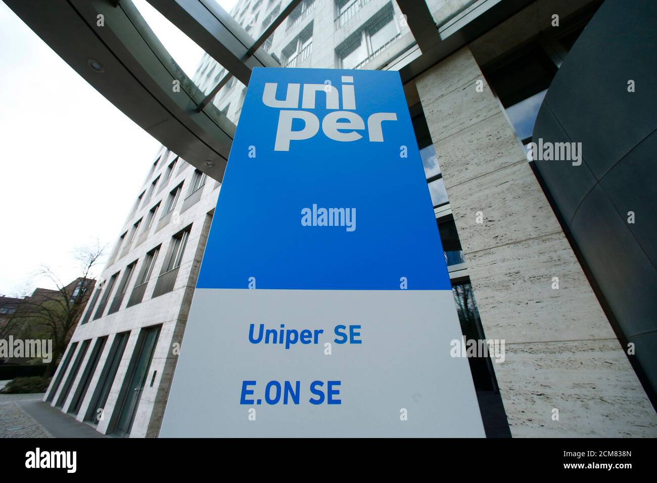 Uniper logo hi-res stock photography and images - Alamy