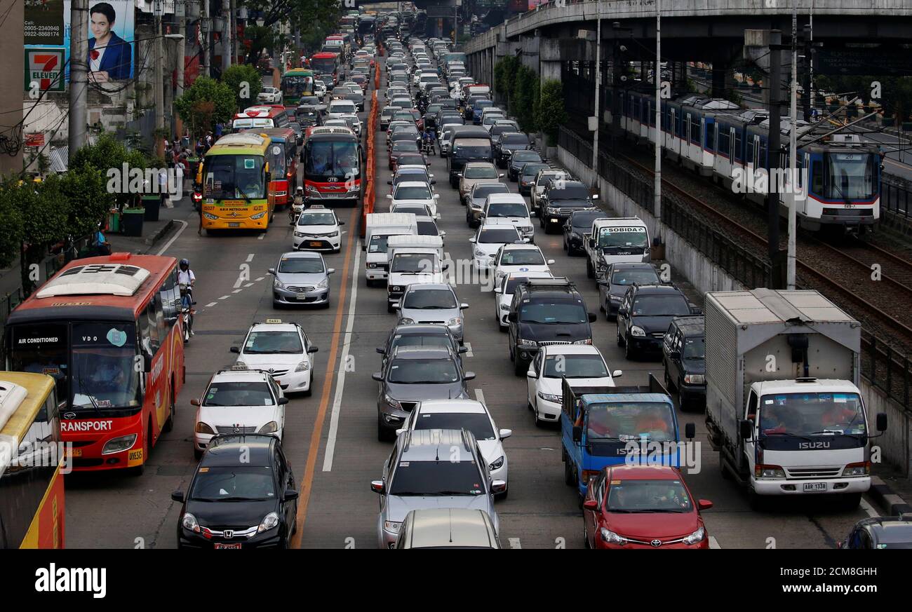 Living near a highway traffic hi-res stock photography and images - Alamy
