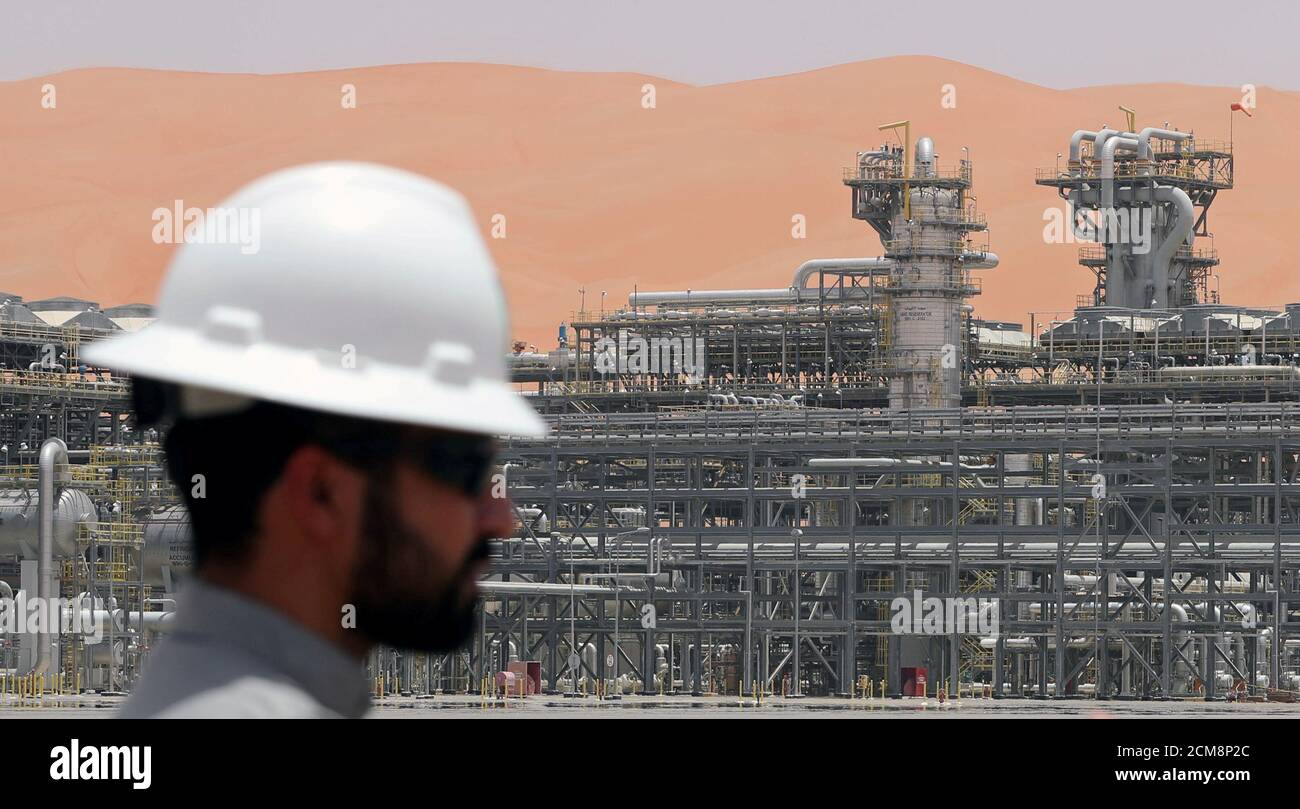 Oilfield saudi arabia hi-res stock photography and images - Alamy