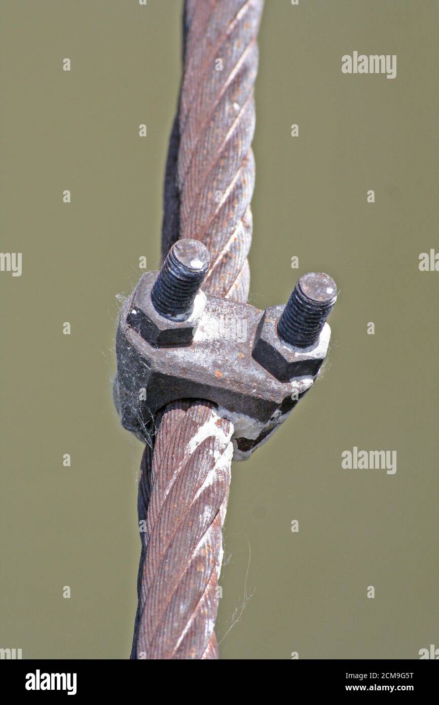 Steel shackle hi-res stock photography and images - Alamy