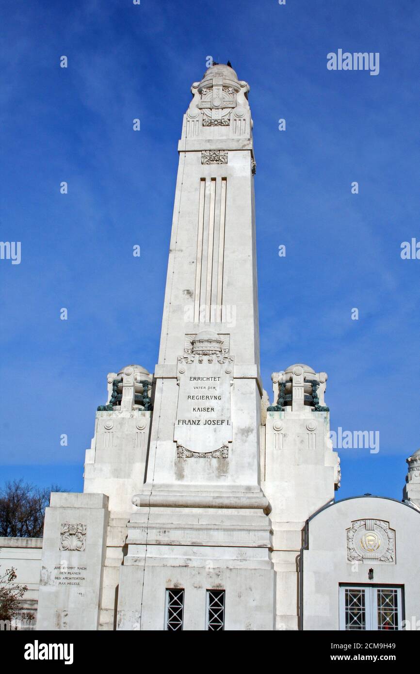 Viennese monument hi-res stock photography and images - Alamy