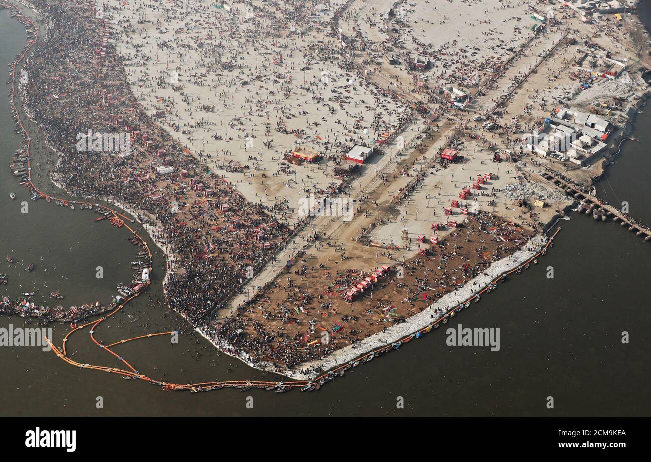 Kumbh mela 2019 aerial view hi-res stock photography and images - Alamy