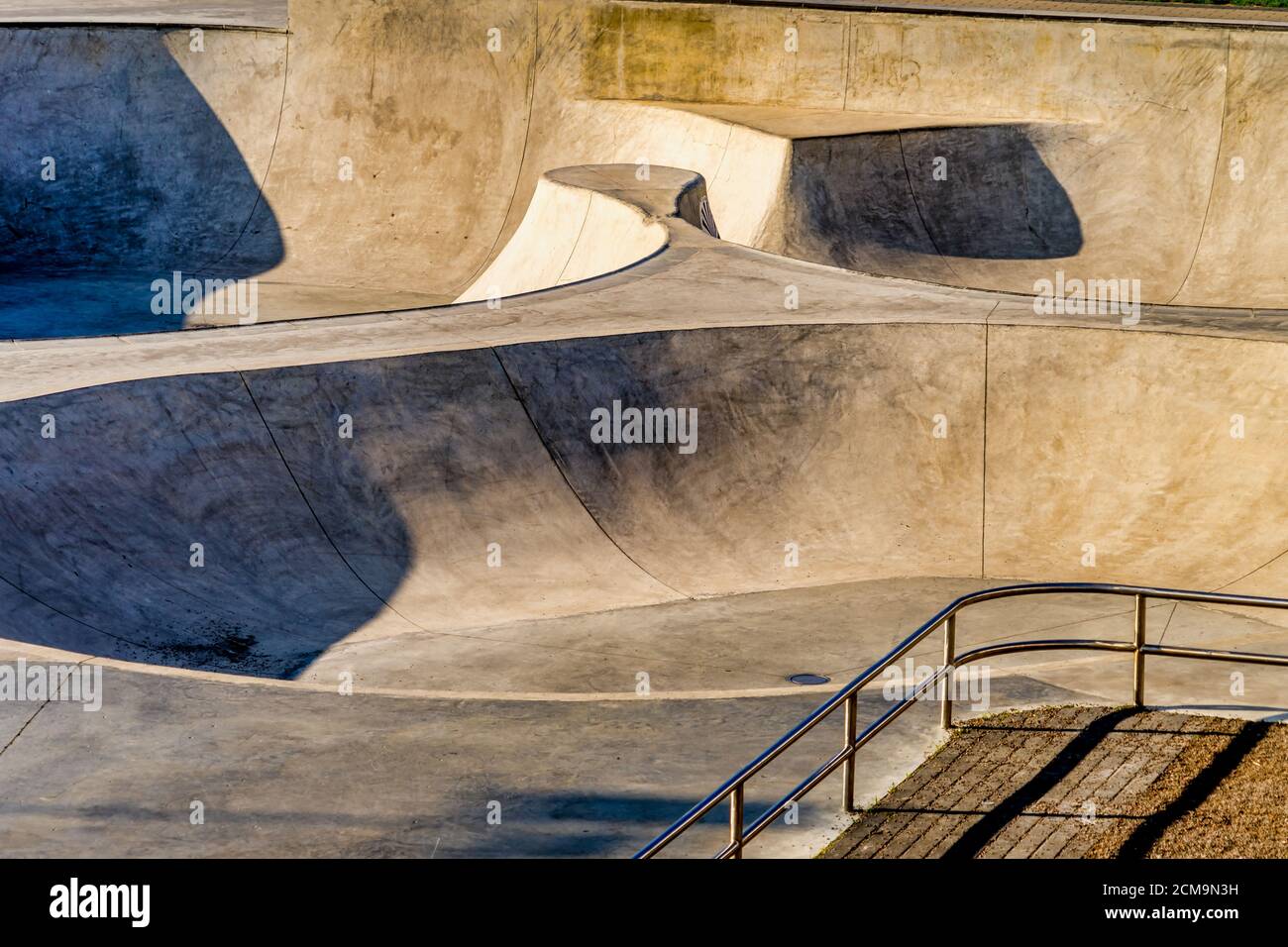New skatepark hi-res stock photography and images - Alamy