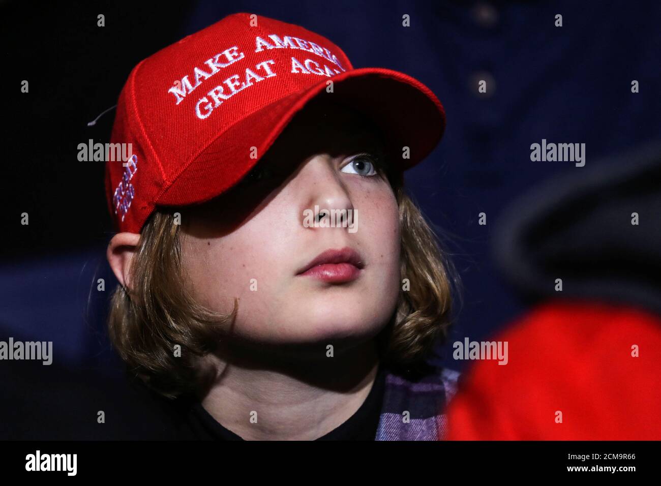 Trump wearing maga hat hi-res stock photography and images - Alamy