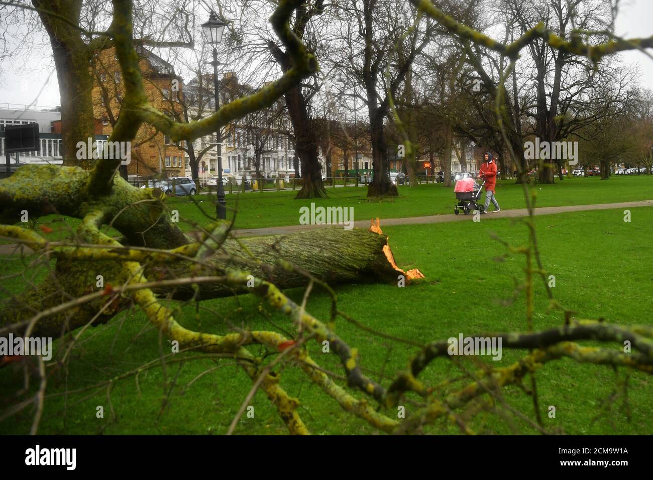 At clapham common in south london hi-res stock photography and images ...