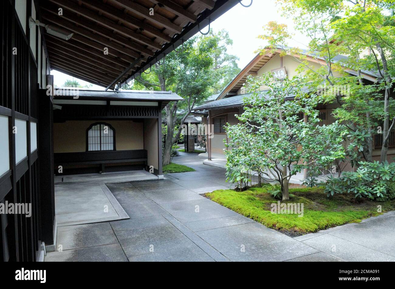 A VIEW OF OBAI IN TEMPLE. OBAI IN IS AN AUTONOMUS SUB TEMPLE OF DAITOKU ...